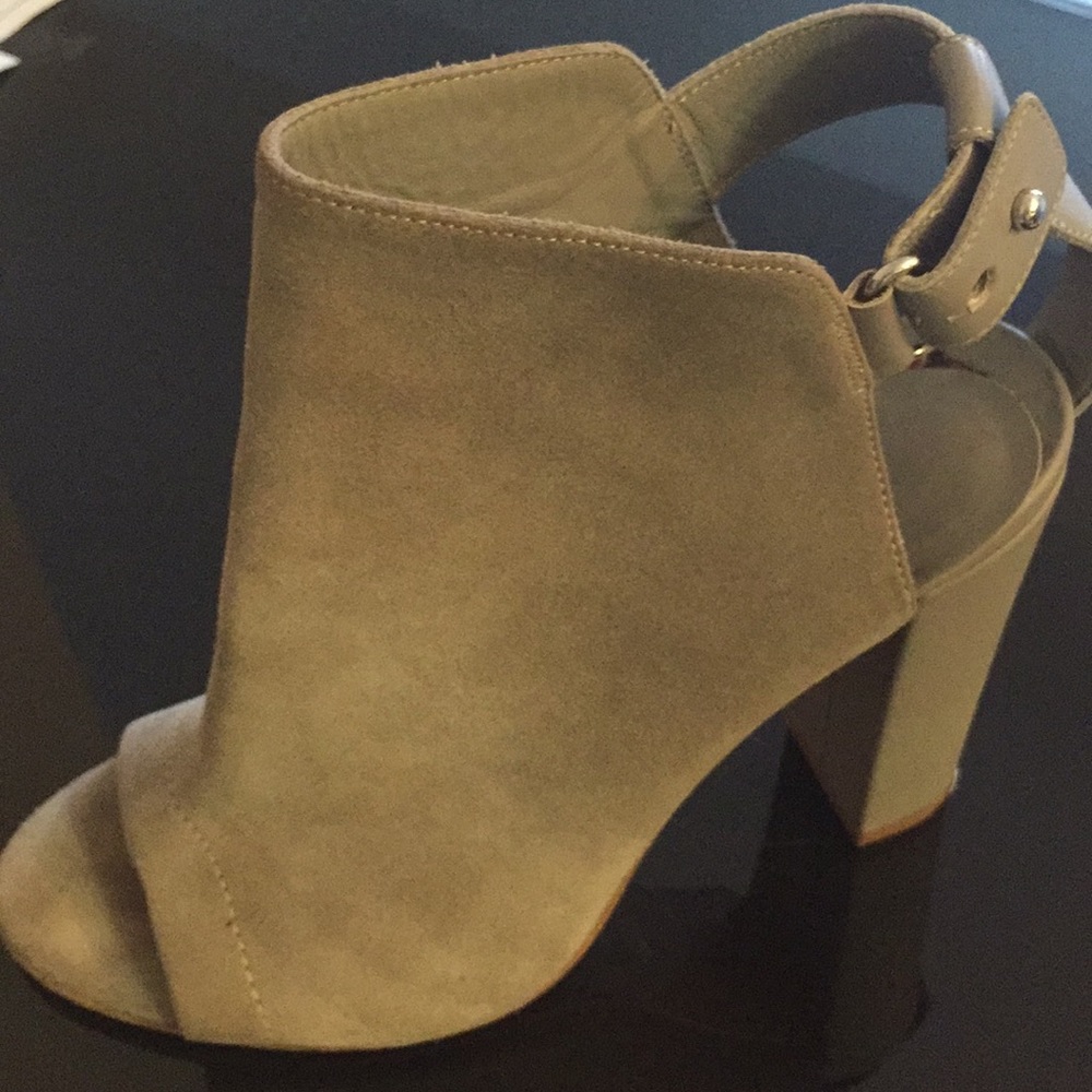 Vince Beige Suede Open Toed Booties - Gem